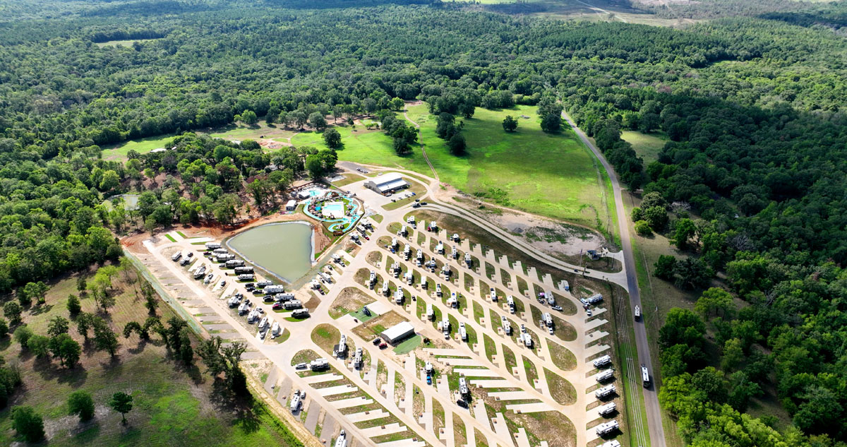 Luxury RV Resort Near Tyler, Texas | Stillwater RV Resort
